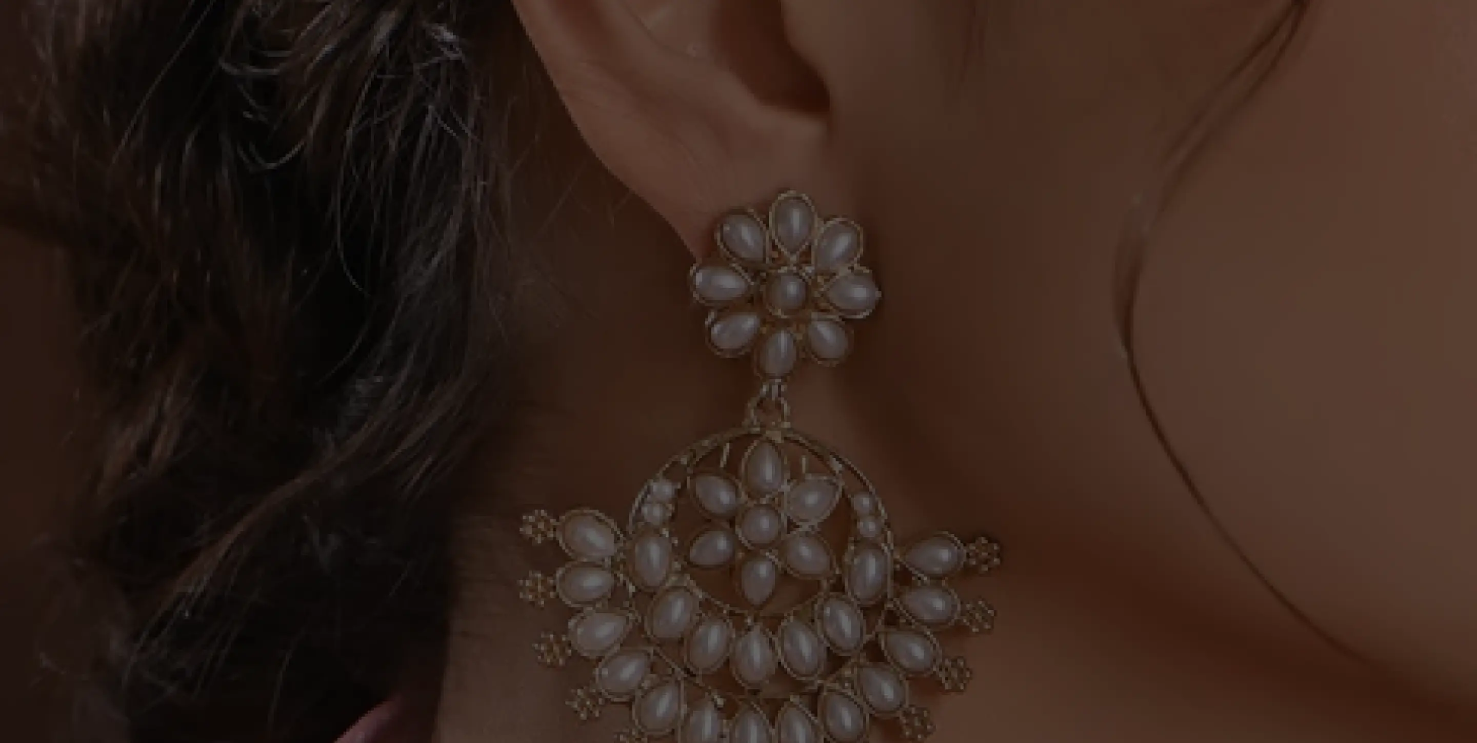Motiwala Jewels | Shop luxury jewelry | Get Pure Gold at Best Price